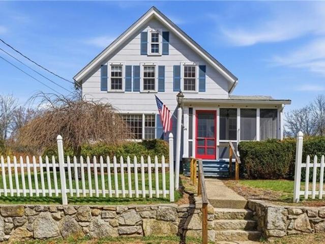 Mendon Rd, North Smithfield, Home For Sale
