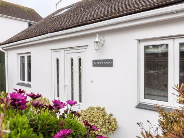 Menhyr Drive, ST IVES TR26 3 bed detached house for sale £43.