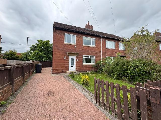 Mead Crescent, Newcastle Upon Tyne NE12, 3 bed semi detached house to rent, £1,050 pcm | PrimeLocation