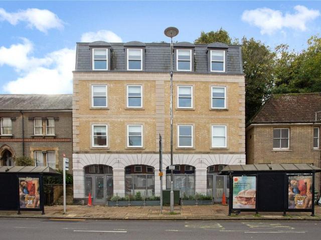 Mead House, City Road, Winchester, SO23 2 bed apartment to rent £1,550 pcm £358 pw