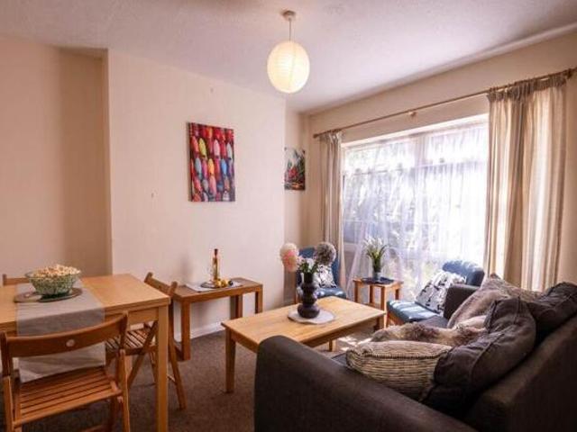 Mead Way, Canterbury, 4 Bedroom House