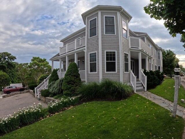 Meade Ave Unit,hull, Condo For Sale