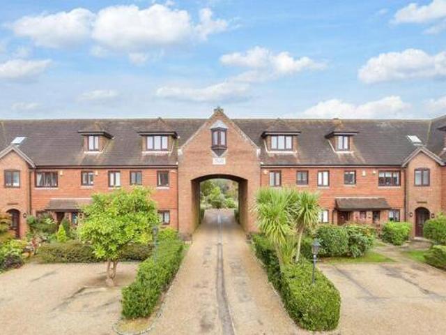 Meade Court, Walton on the hill, 2 Bedroom Ground