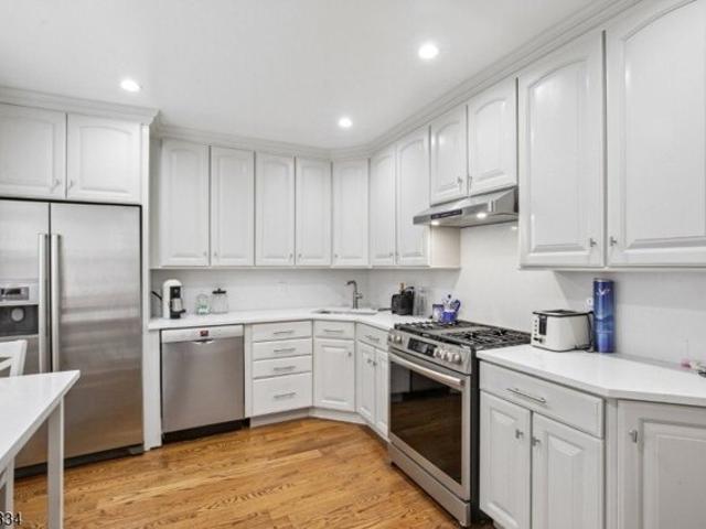 Meade St, City Of Orange Township, Home For Sale