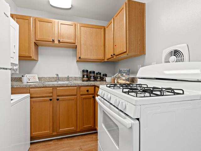Meadowview Apartments 3 Bedroom Apartment for Rent at 4801 Marshall Ave, Newport News, VA 23607 Huntington
