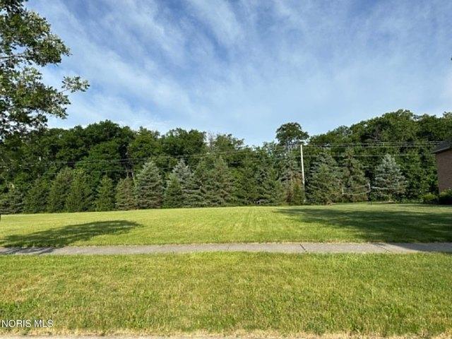 Meadowview Dr, Findlay, OH 45840