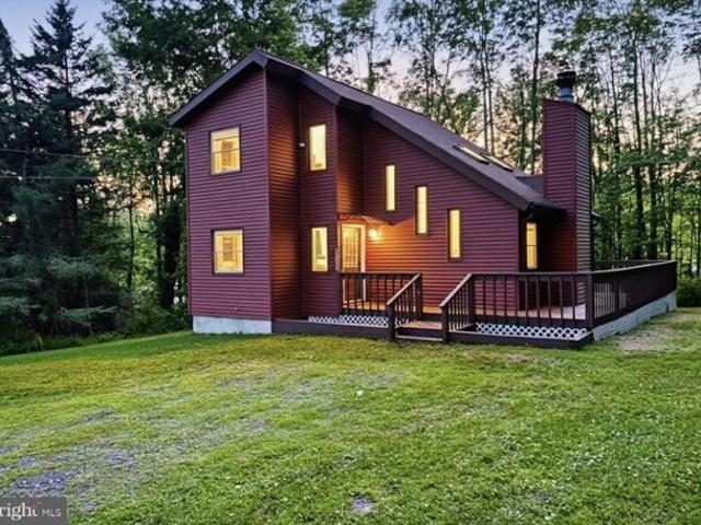 Meadowview Dr, Lake Ariel, Home For Sale