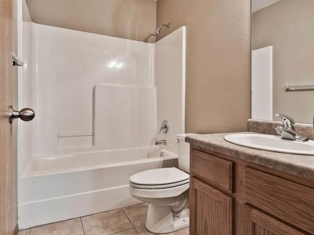 Meadowview East 6 units EF 2 Bedroom Apartment for Rent at Slape St, Fayetteville, AR 72704