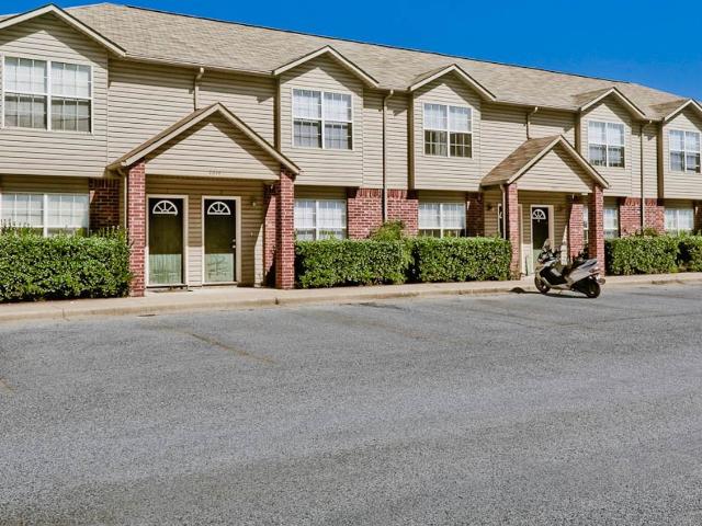 Meadowview East 6 units EF