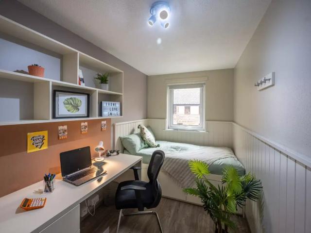 Meadow Court Edinburgh Student Accommodation | Amber