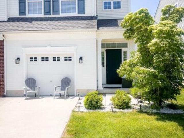 Meadow Cir, Hamilton Township, Home For Sale