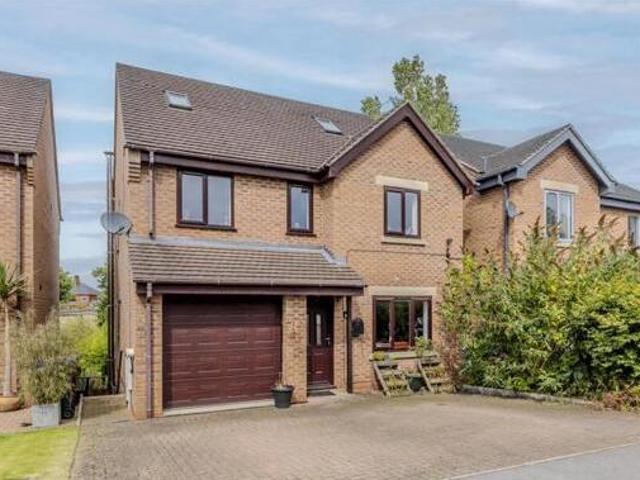 Meadow Close, Leek, 5 Bedroom Detached