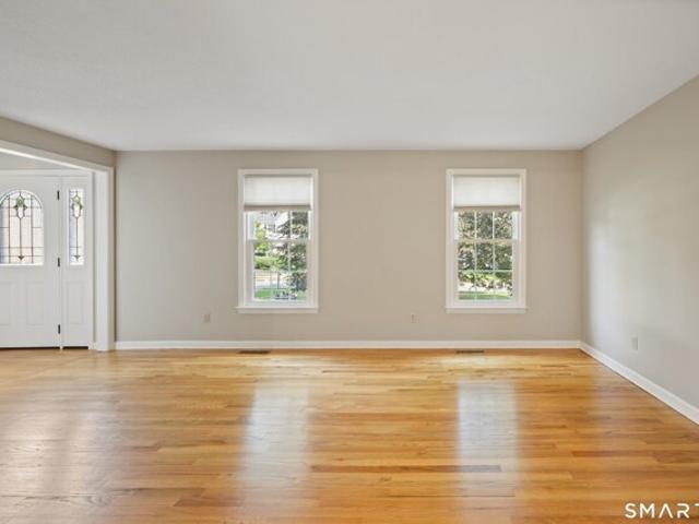 Meadow Brook Pl, Cheshire, Home For Sale