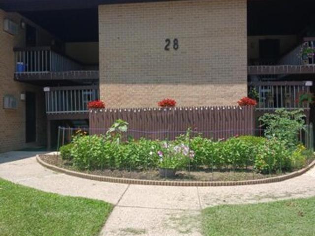 Meadow Green Cir Unit F, Englishtown, Condo For Sale