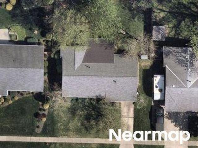 Meadow Dr