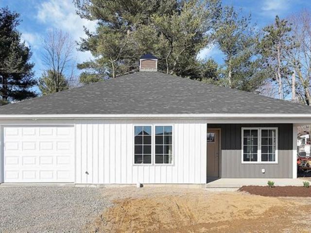 Meadow Dr, Newark, Condo For Sale