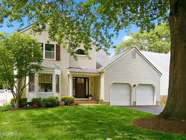 Meadow Dr, Shrewsbury, Home For Sale