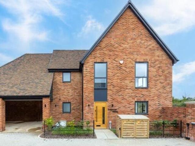 Meadow Farm, Great Chart, 5 Bedroom Detached