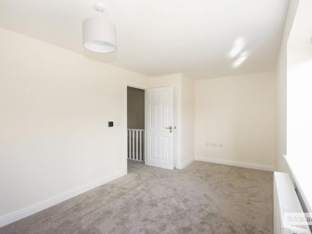 Meadow House Drive