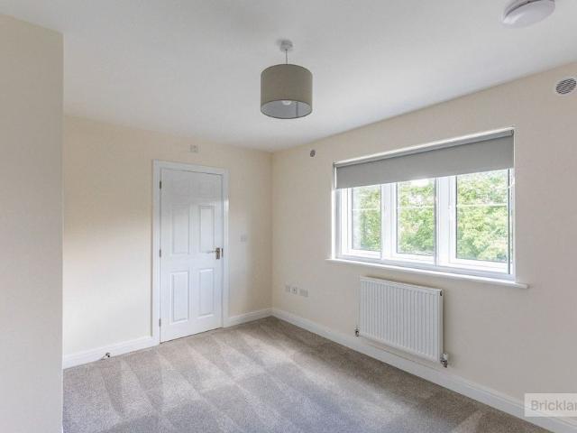 Meadow House Drive