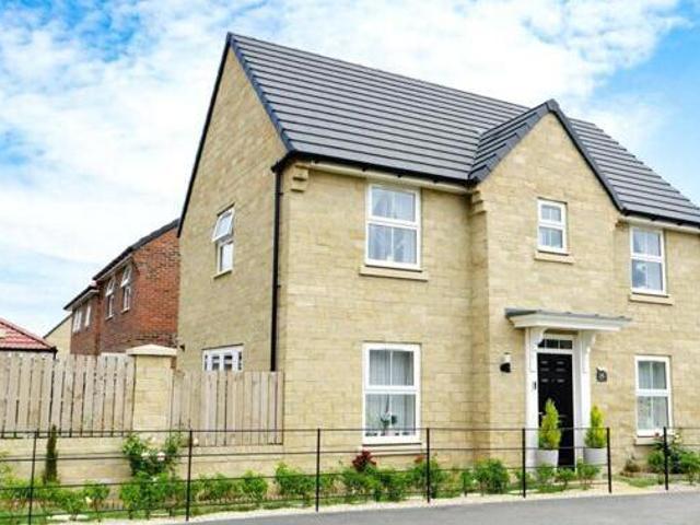 Meadow Hill, Throckley, 3 Bedroom Detached