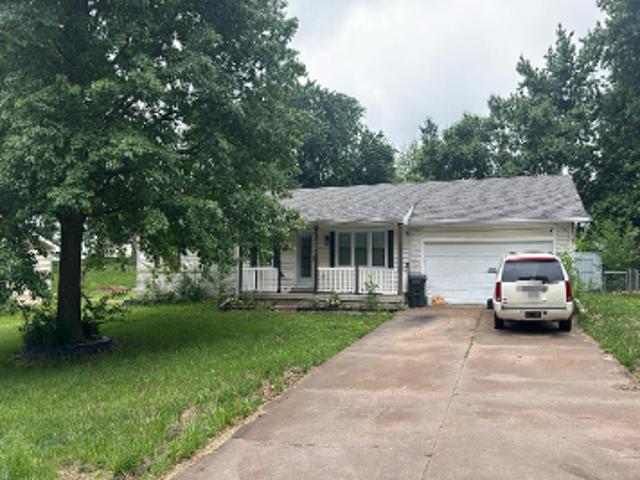 Meadow Ln