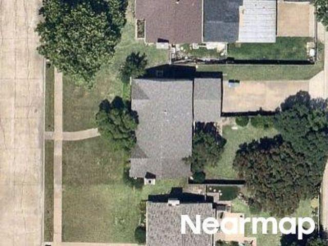 Meadow Ln