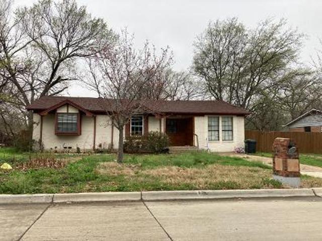 Meadow Ln