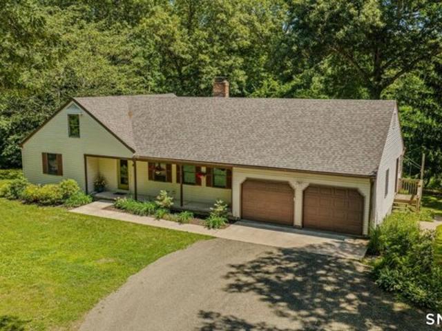 Meadow Ln, Chester, Home For Sale