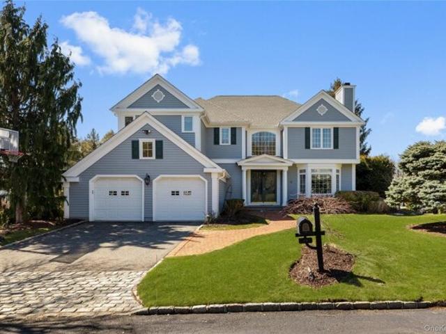 Meadow Ln, Manhasset, Home For Sale