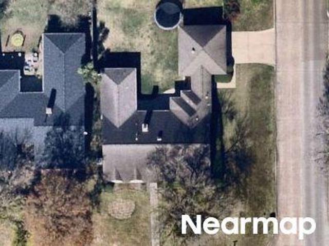 Meadow Lake Ln