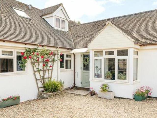 Meadow Lane, Fulbrook, 3 Bedroom Detached
