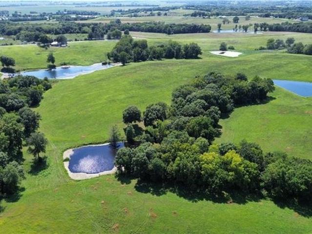 Meadow Lane Rd, Richmond, MO 64085