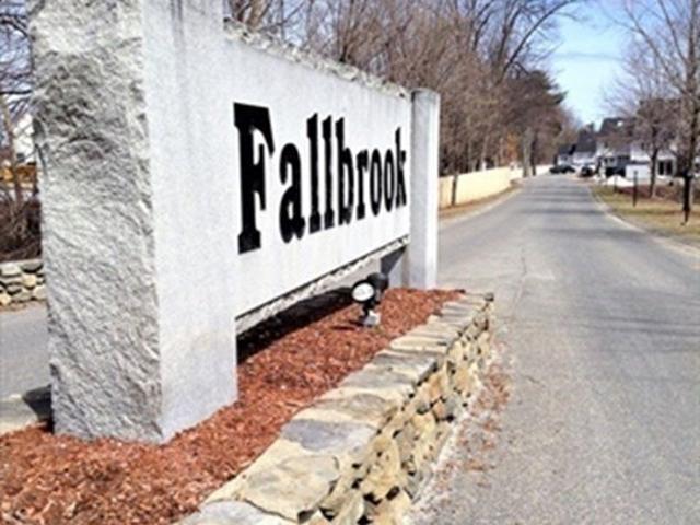 Meadow Pond Dr Apt M, Leominster, Condo For Sale