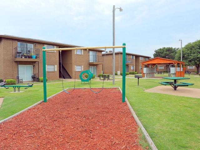 meadow park 2 Bedroom Apartment for Rent at 1105 1/2 W I 240 Service Rd, Oklahoma City, OK 73139 Taylor Park