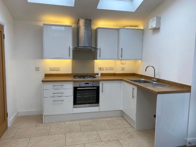 Meadow Road, Bromsgrove B61, 1 bed flat to rent, £875 pcm | PrimeLocation