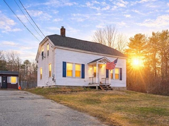Meadow Rd, Topsham, Home For Sale