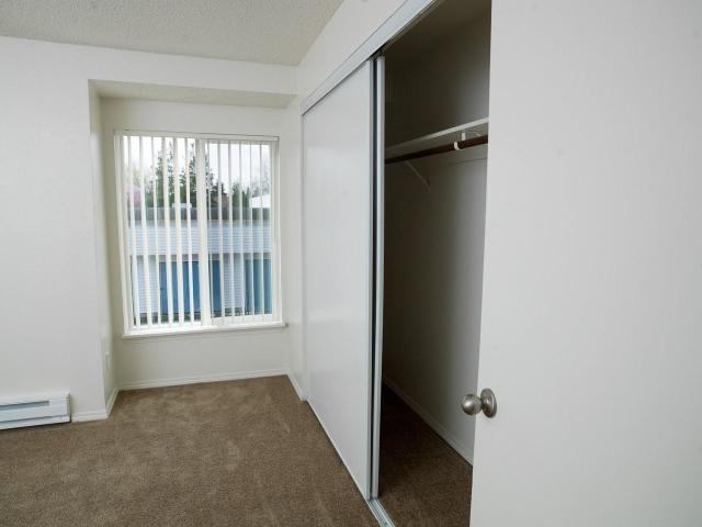Meadow Ridge Apartments 2 Bedroom Apartment for Rent at 14385 Sw Walker Rd, Cedar Hills, OR 97006 Cedar Hills Cedar Mill North