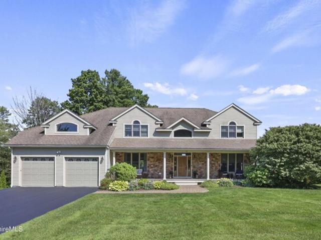 Meadow Ridge Dr, Pittsfield, Home For Sale