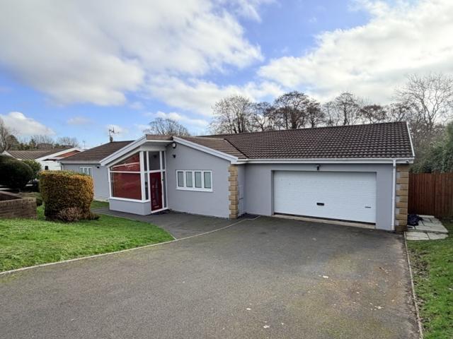 Meadow Rise, Derwen Fawr, SA2 4 bed detached bungalow to rent £3,000 pcm £692 pw