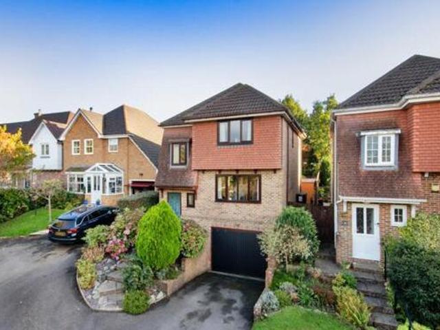 Meadow Rise, Horam, 3 Bedroom Detached
