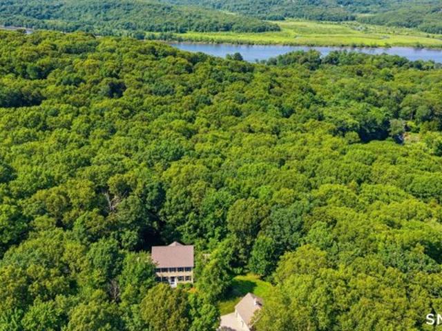 Meadow Woods Rd, Deep River, Home For Sale