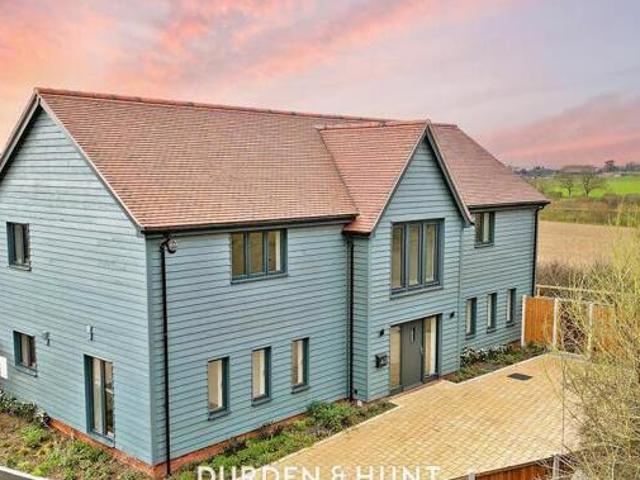 Meadow View, Stapleford Tawney, 4 Bedroom Detached