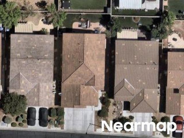 Meadowbloom Ave