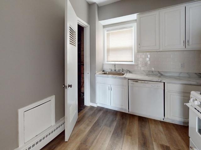 Meadowbrook Apartments 1 Bedroom Apartment for Rent at 3235 Meadowbrook Blvd, Cleveland Heights, OH 44118 Cleveland Heights