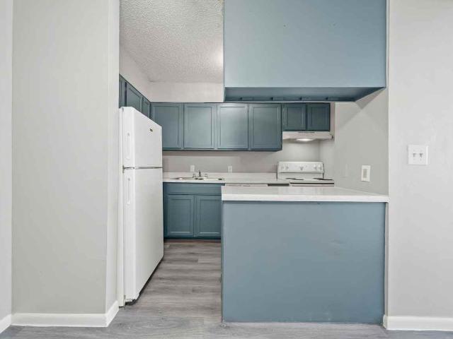 Meadowbrook Apartments 2 Bedroom Apartment for Rent at 444 S Mingo Rd, Tulsa, OK 74128
