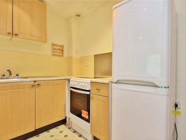 Meadowbrook Close, Colnbrook, Slough, SL3 0PA