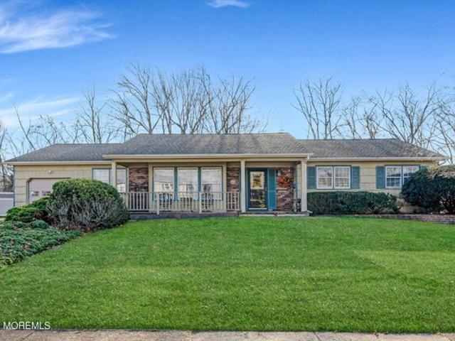Meadowbrook Dr, Howell, Home For Sale