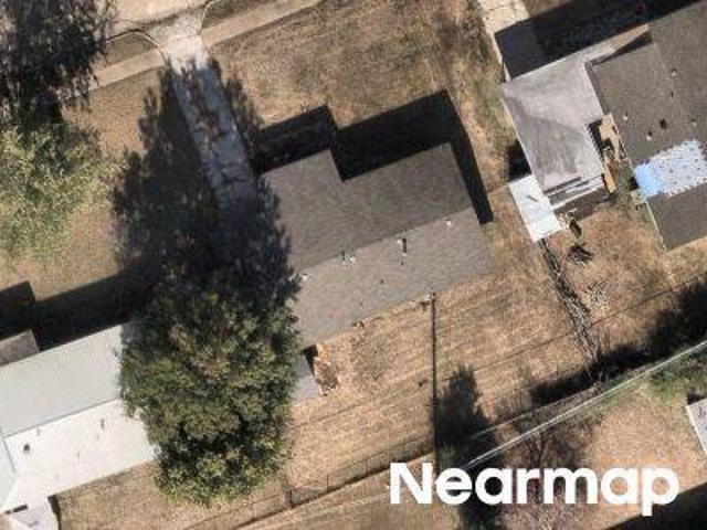 Meadowbrook Ln