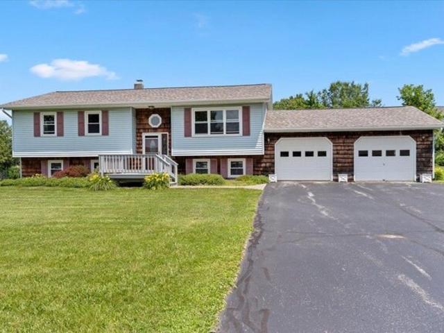 Meadowbrook Ln, Saint Albans Town, Home For Sale